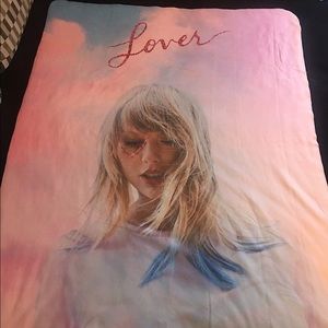 Taylor Swift | Bedding | Taylor Swift New Nwt Lover Album Cover Blanket ...